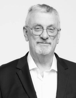 Leadership | humm group