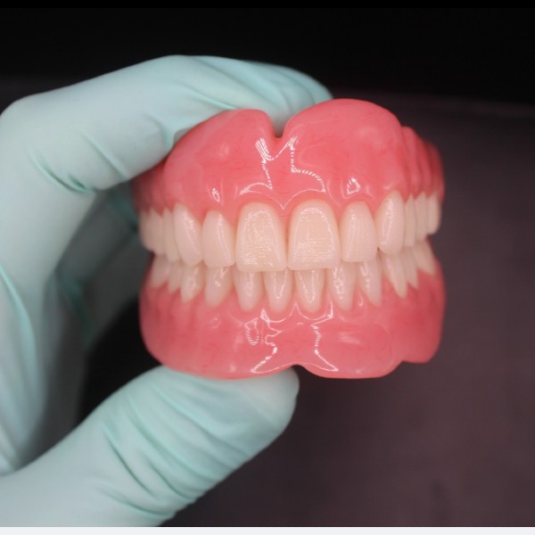 PERFECT FIT DENTURES | humm Classic
